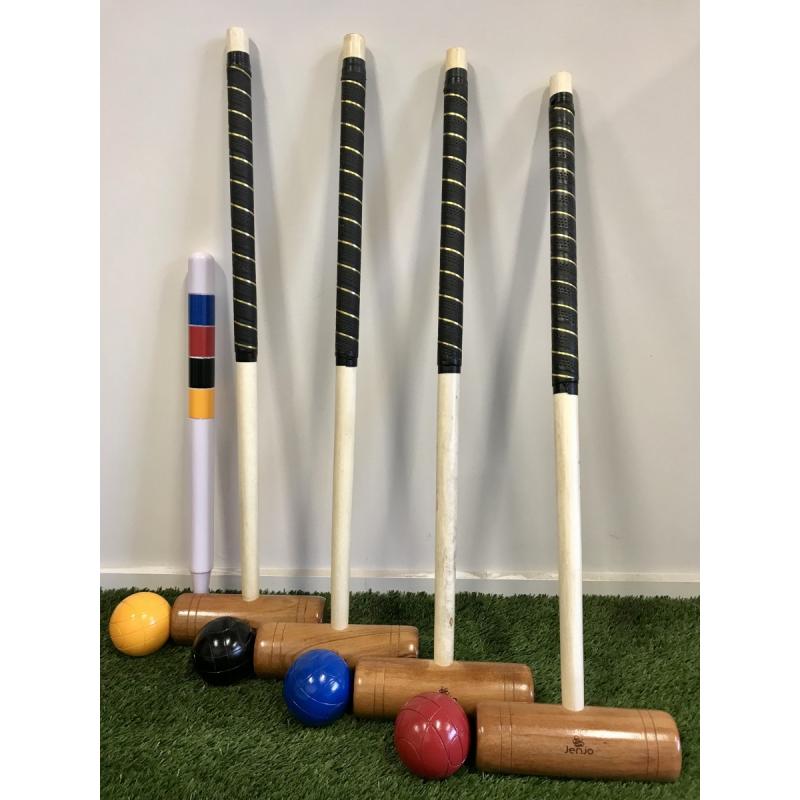 Championship Hardwood Croquet Mallet Set Game 4 Player Set With Carry Bag